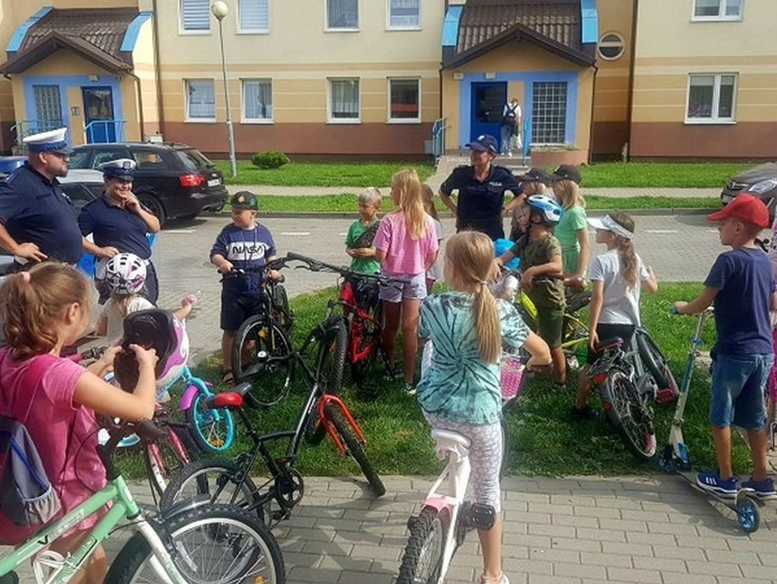 Bezpieczna jazda rowerem. Pięć podstawowych zasad Bezpieczna jazda rowerem. Pięć podstawowych zasad